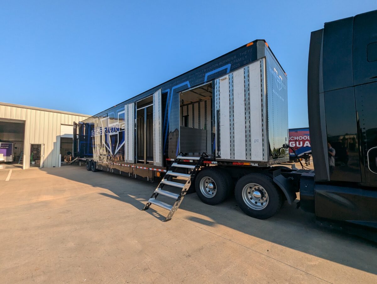 Hebron High School – Flying Carpet – Clubhouse Trailer Company